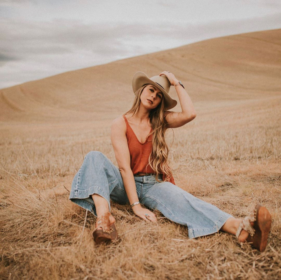 Bar 9L Designs Custom Leather