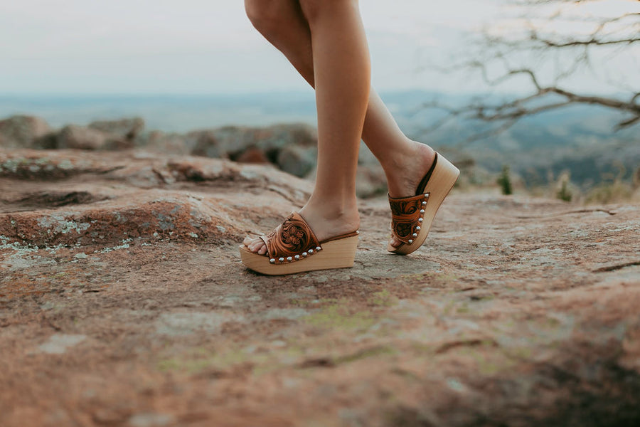 Bar 9L Designs Custom Leather